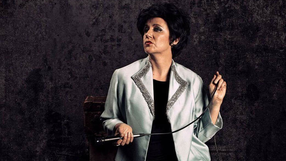 Helen Sheals returns to the role of Judy Garland - Entertainment Focus