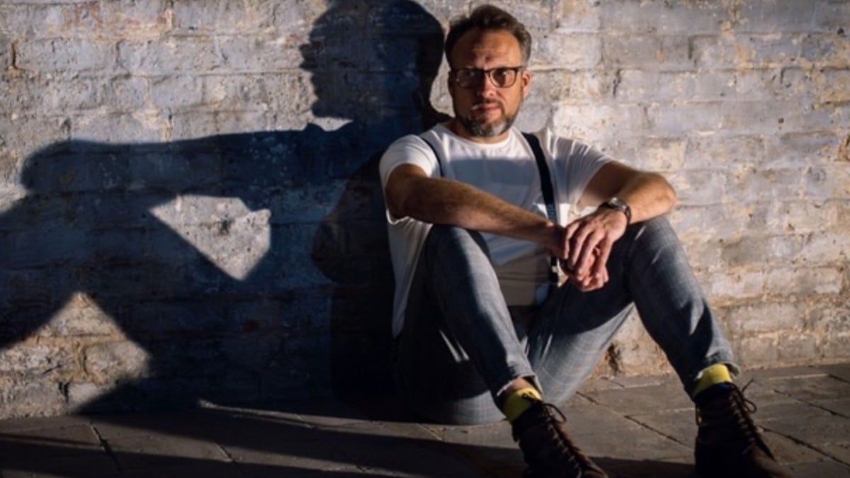 Robert Vincent drops third track 'Burden' from upcoming 'Barriers ...