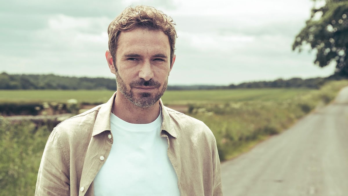 Oliver Farnworth joins 'Emmerdale' - find out who he's playing ...