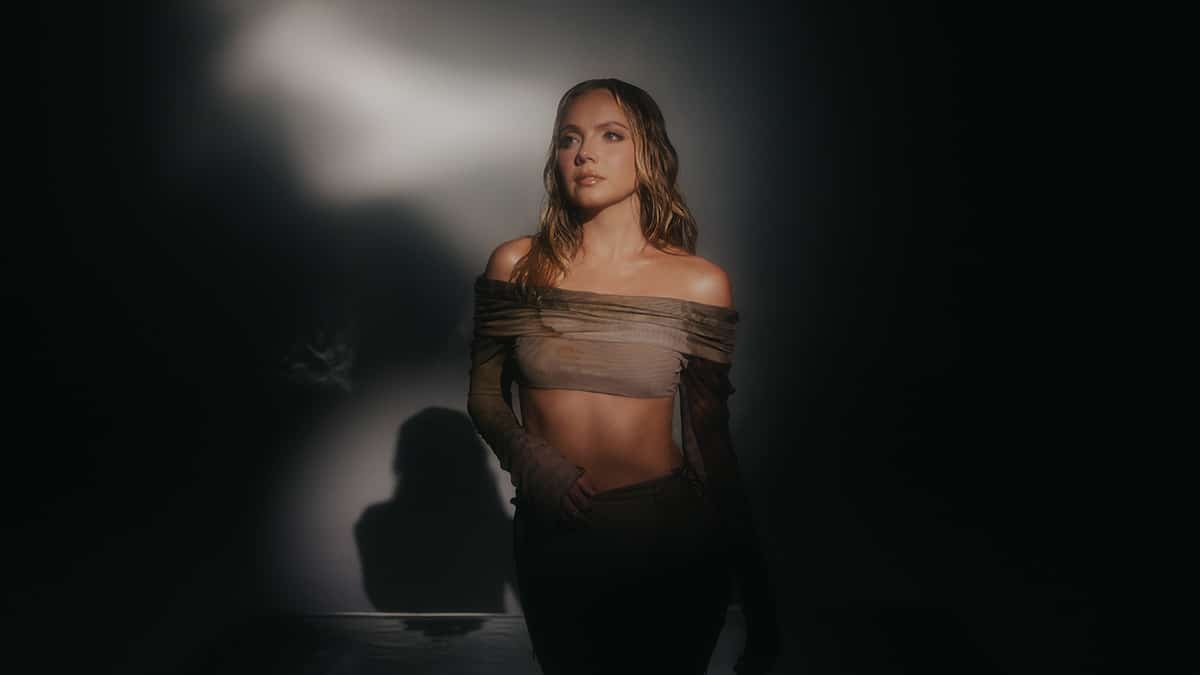 Danielle Bradbery releases new album 'Danielle' - Entertainment Focus
