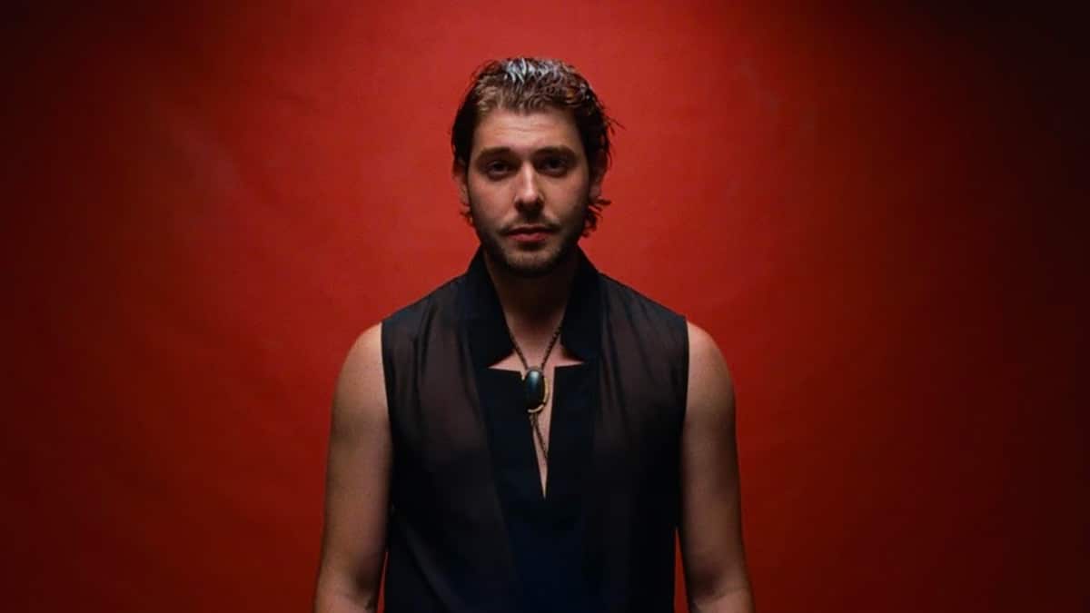Watch: Sam Williams releases video for 'Scarlet Lonesome ...
