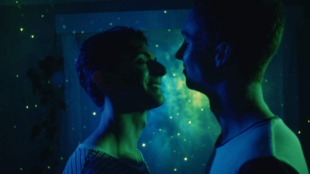 Review: 'Sunflower' is a coming out story that treads familiar ground ...