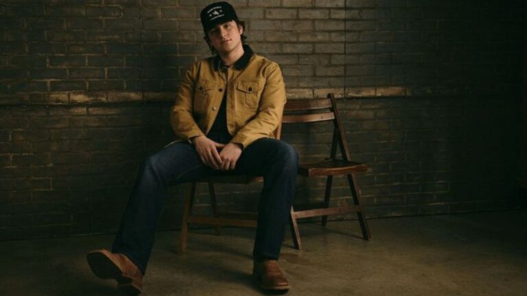 Review: Vincent Mason comes of age on new debut album 'There I Go ...