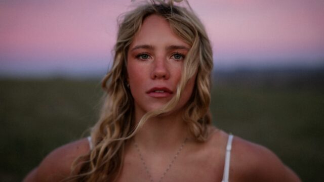 Avery Anna announces new album 'let go letters'