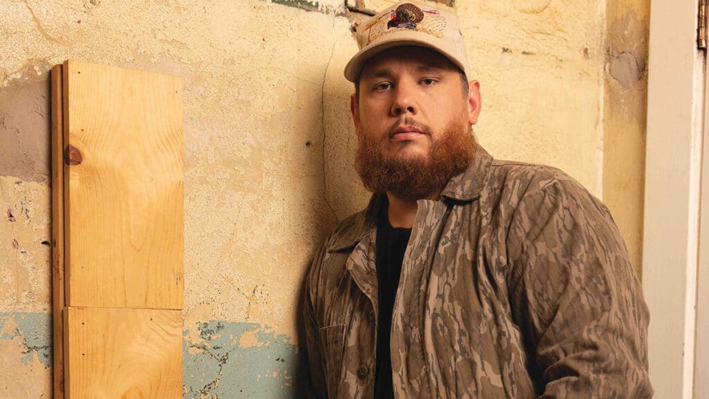 Luke Combs surpasses Garth Brooks to become the most RIAA-certified ...