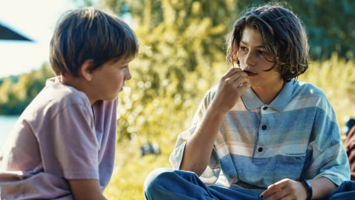 Review: 'Young Hearts' is a sweet tale about the enormity of first love ...