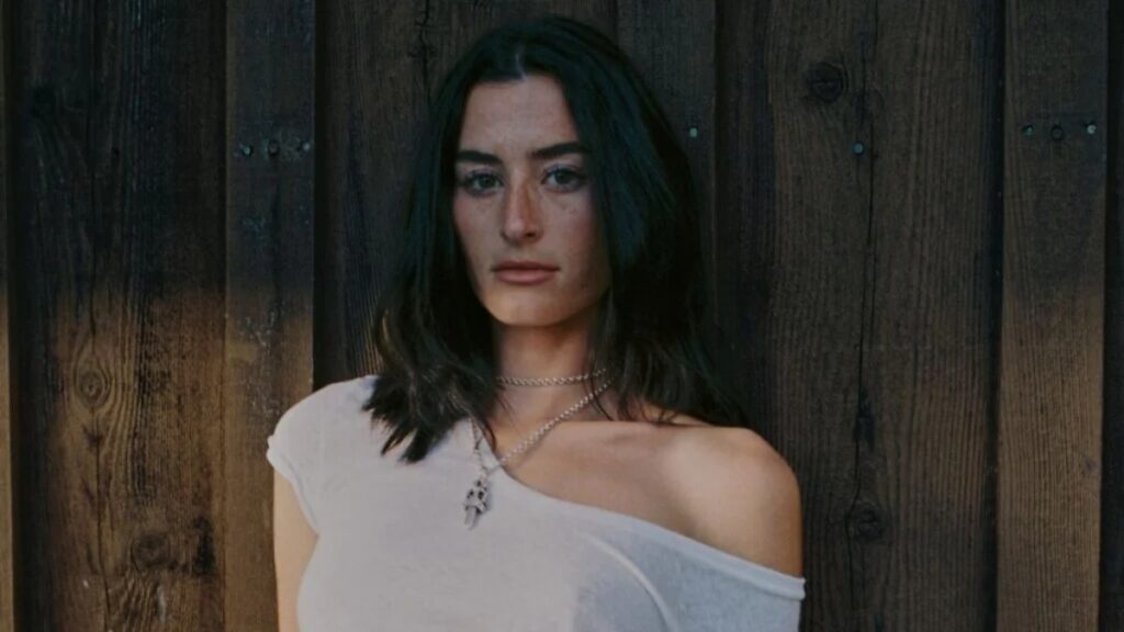 Introducing Stella Lefty: The Pop-Country newcomer you’re about to hear ...