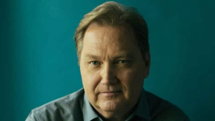 Legendary songwriter Steve Wariner steps into the spotlight with deeply ...